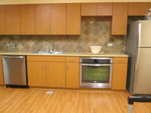 When can a sink be allowed to have a parallel approach? Abadi Access