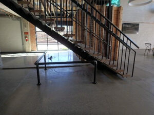 Protruding Objects Abadi Access